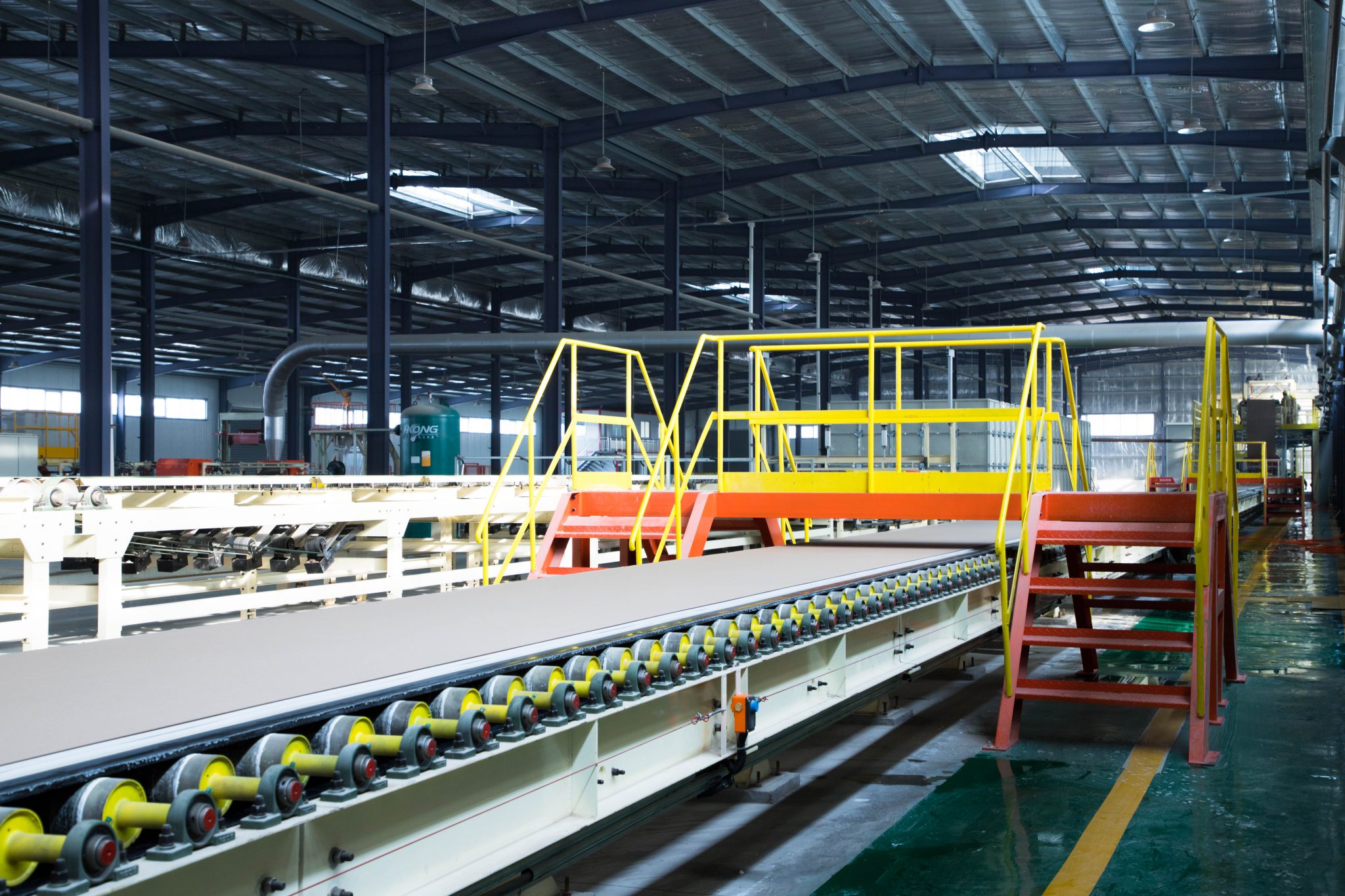 Paperless gypsum board production line - Hebei Lvjoe Machinery ...